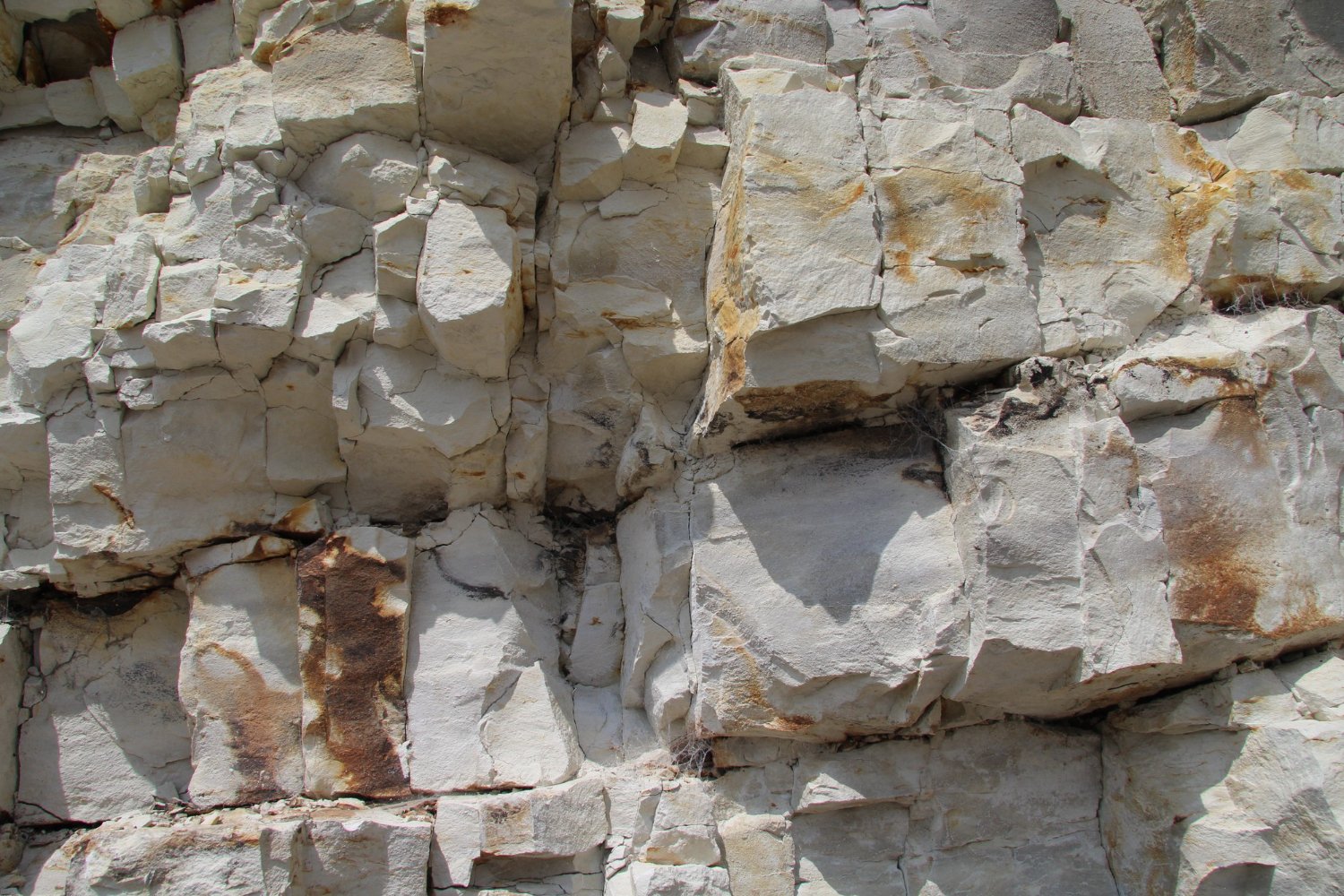 Unexpected Impacts: 3 Ways Weathering Of Rocks Alters Our World » Let's ...
