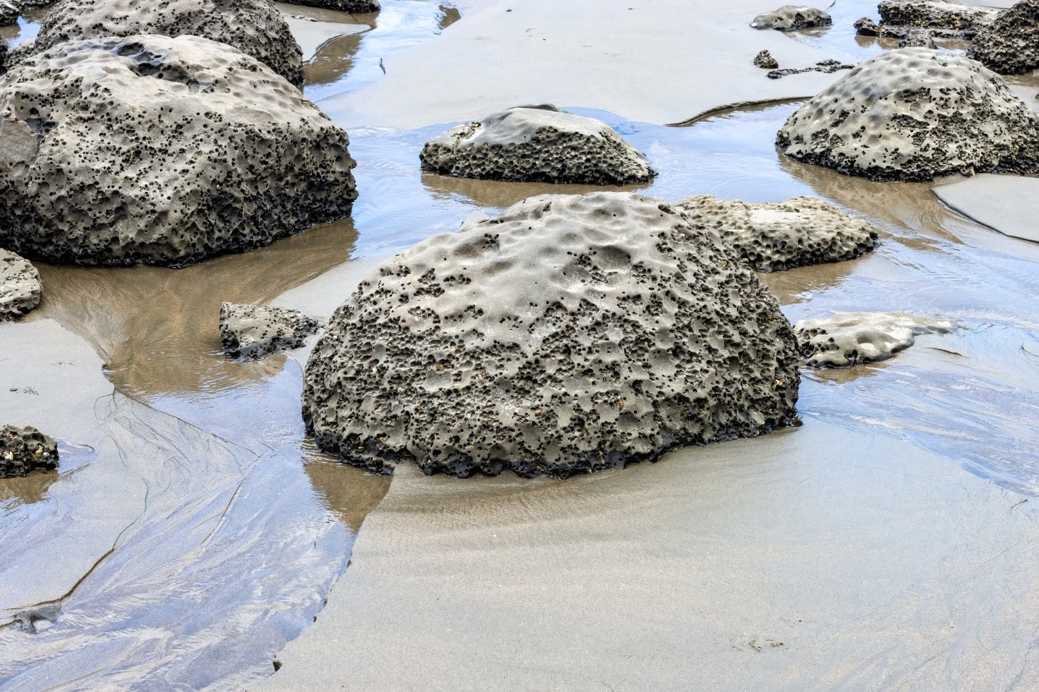Unexpected Impacts: 3 Ways Weathering Of Rocks Alters Our World » Let's ...