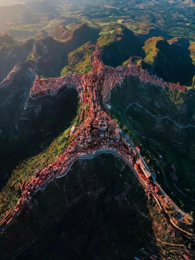 The Human-Shaped Village Of Sicily » Let's Talk Geography